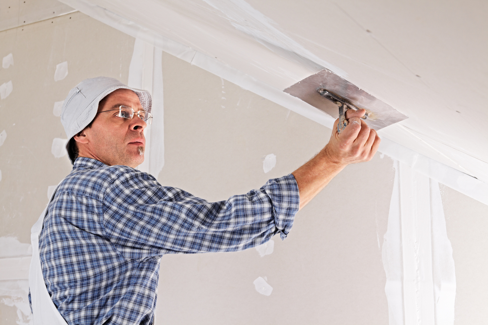 Guide to Plastering an Old House - Cynthia Vincent