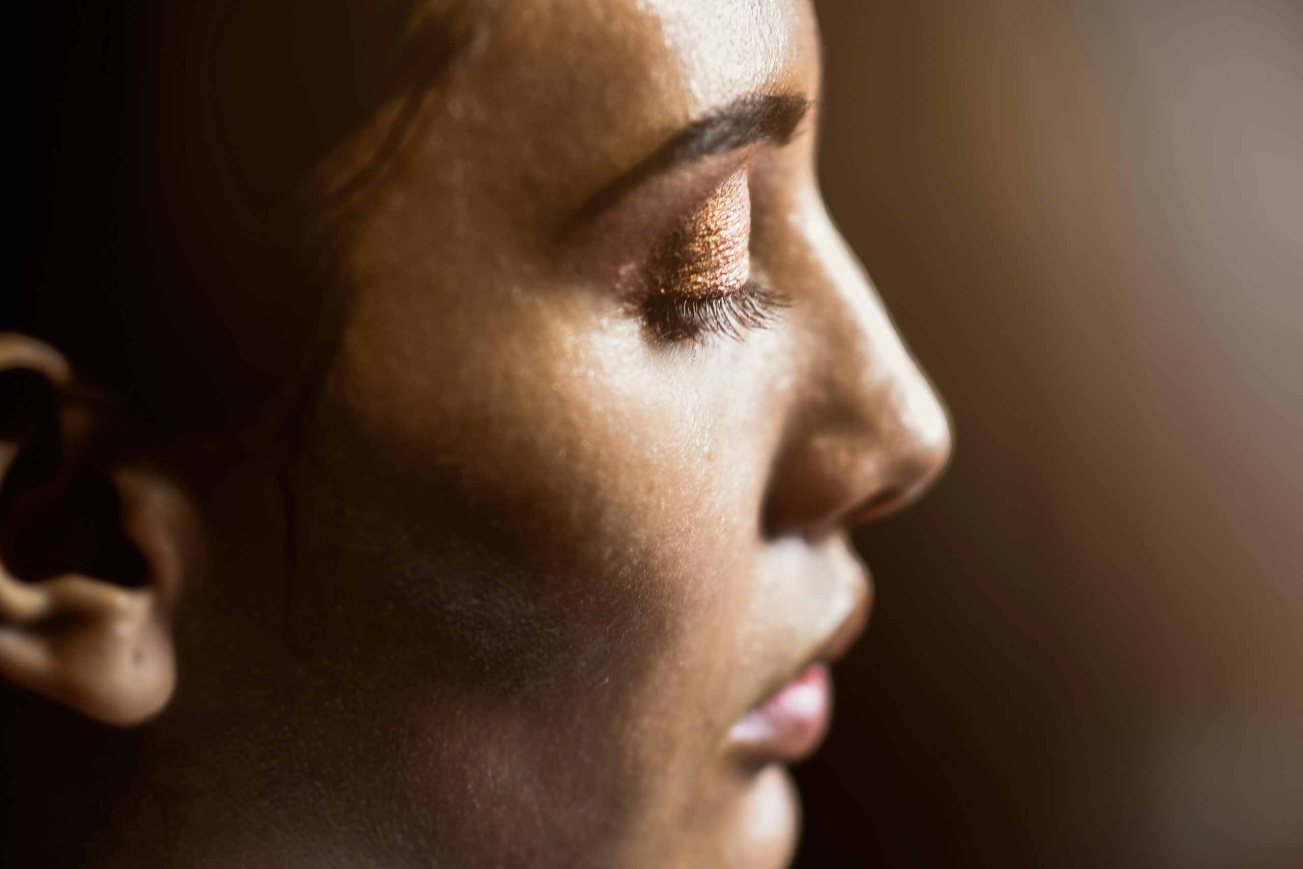 Shingles Stages Explained: Early Signs to Full Recovery