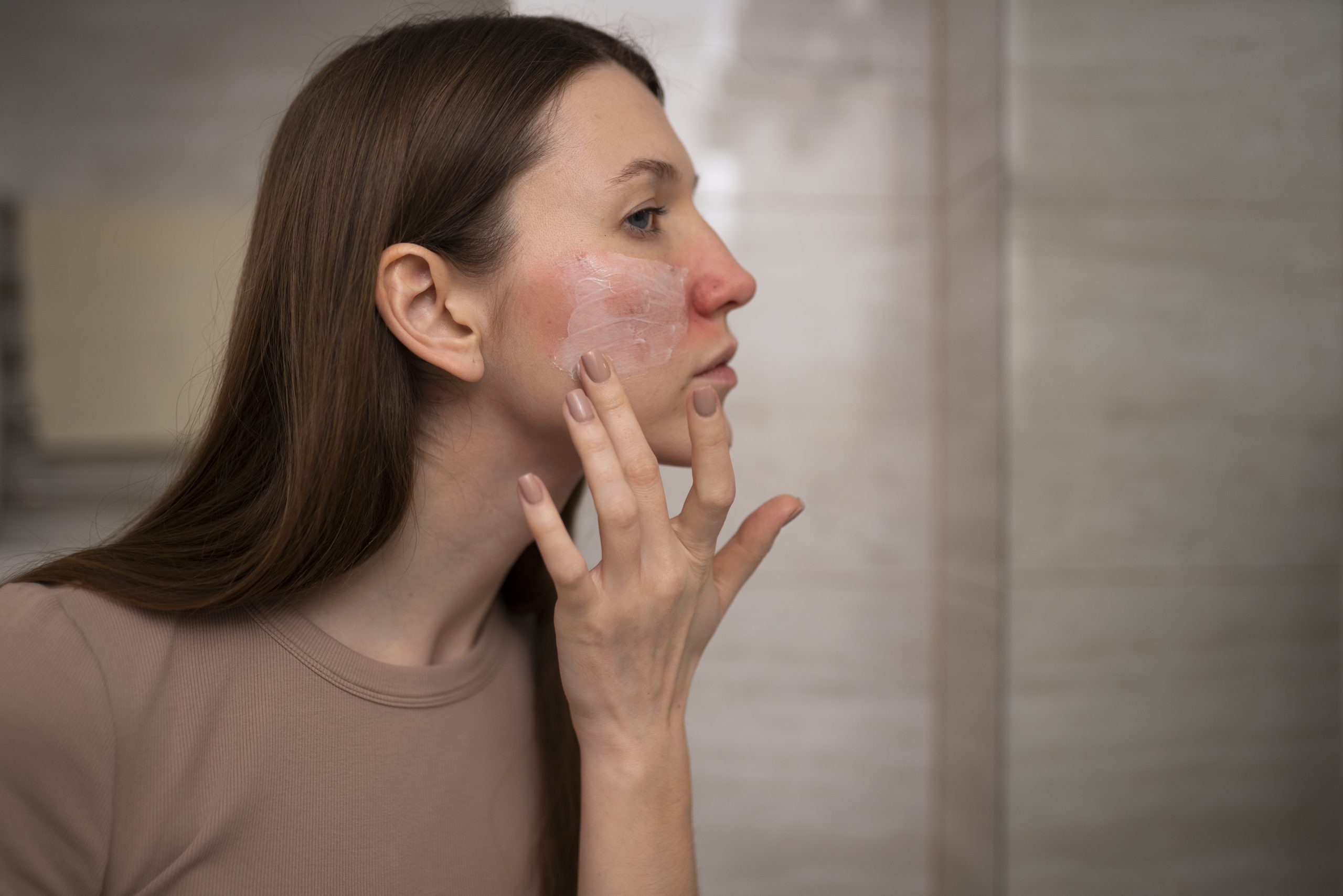 5 Common Cosmetic Mistakes That Are Damaging Your Skin - Cynthia Vincent